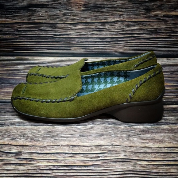 Clarks | Shoes | Indigo By Clarks Green Suede Leather Square Toe Lo ...